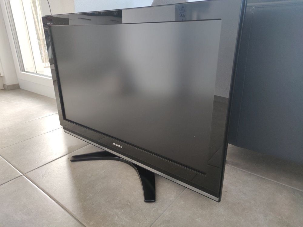 Fernseher Toshiba Regza, 37 Zoll | Kaufen auf Ricardo