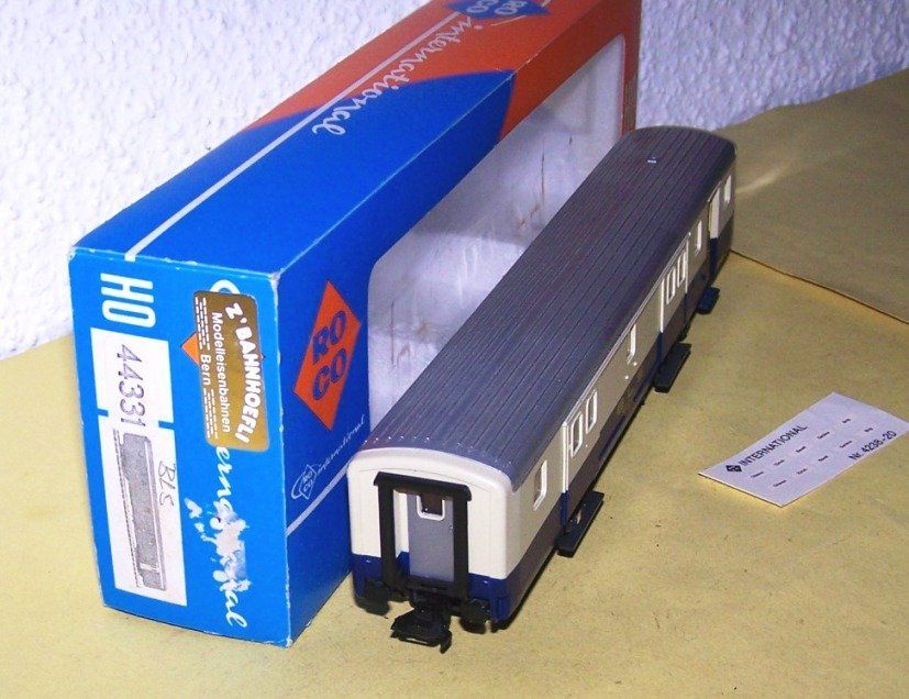 Roco H0 44331 / 4240A: Gepäckwagen D, BLS für Märklin | Kaufen auf Ricardo