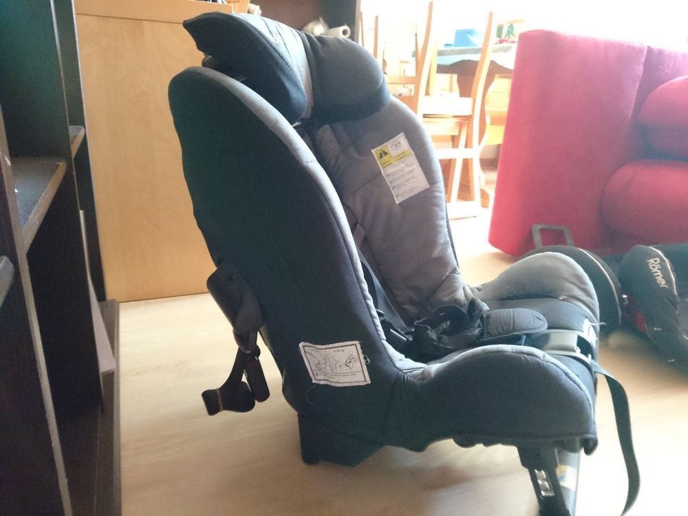 Axkid Minikid Reboarder 9-25 kg (Gebraucht) in Zug für CHF 30 – nur ...
