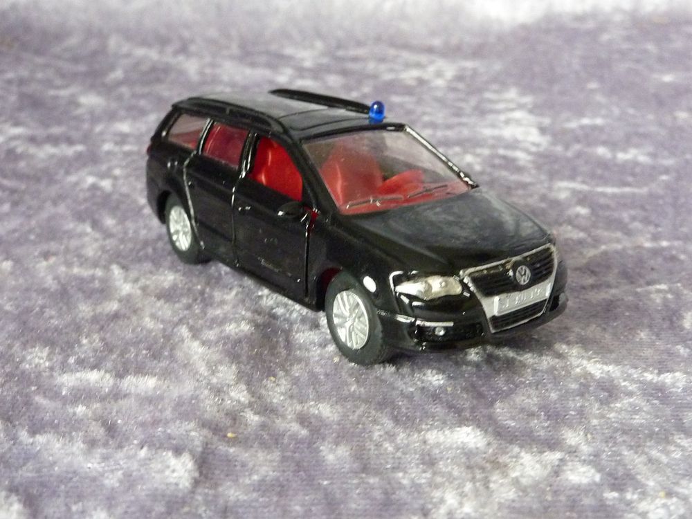VW Passat Variant Zivilpolizei Siku (Gebraucht) in Dürrenäsch für CHF ...
