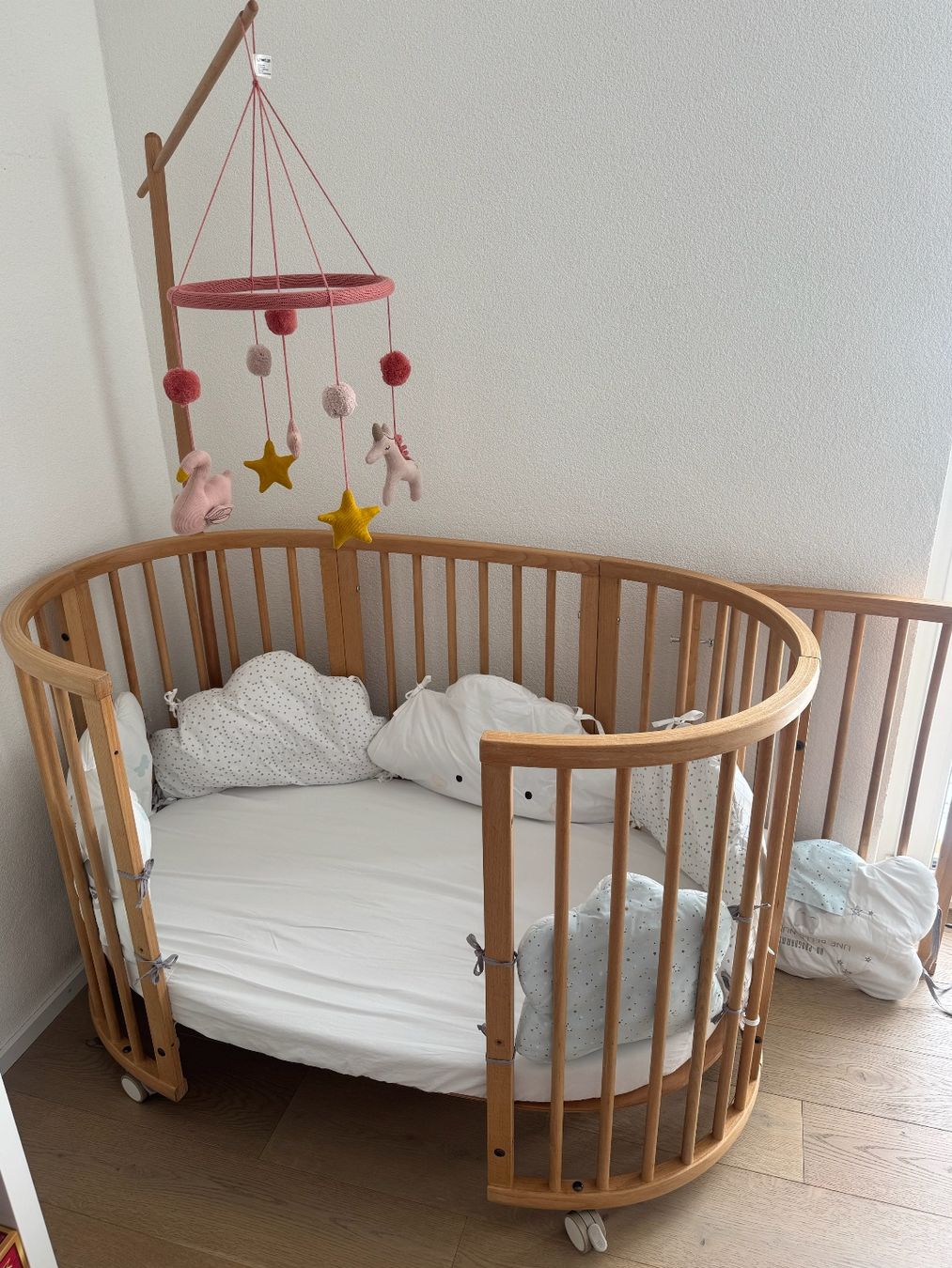 Stokke Sleepi V2 – Lit bébé évolutif avec grand matelas (D'occasion) à ...