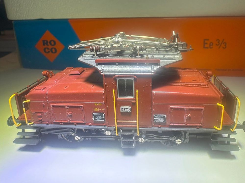 SBB-CFF Ee 3/3 16385, rangierrot. Roco Art. 43529. DC analog (Neu (gemäss Beschreibung)) in ...
