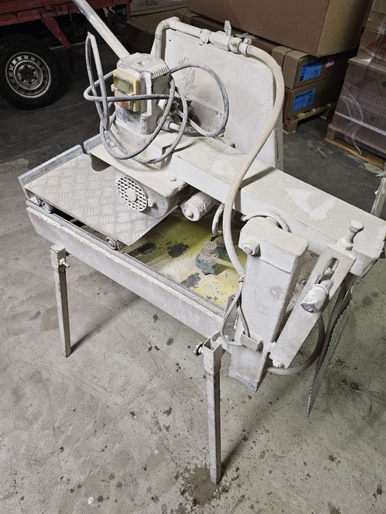 Tisch, Steinfräse (Gebraucht) in Bäretswil für CHF 185 – nur Abholung auf Ricardo kaufen