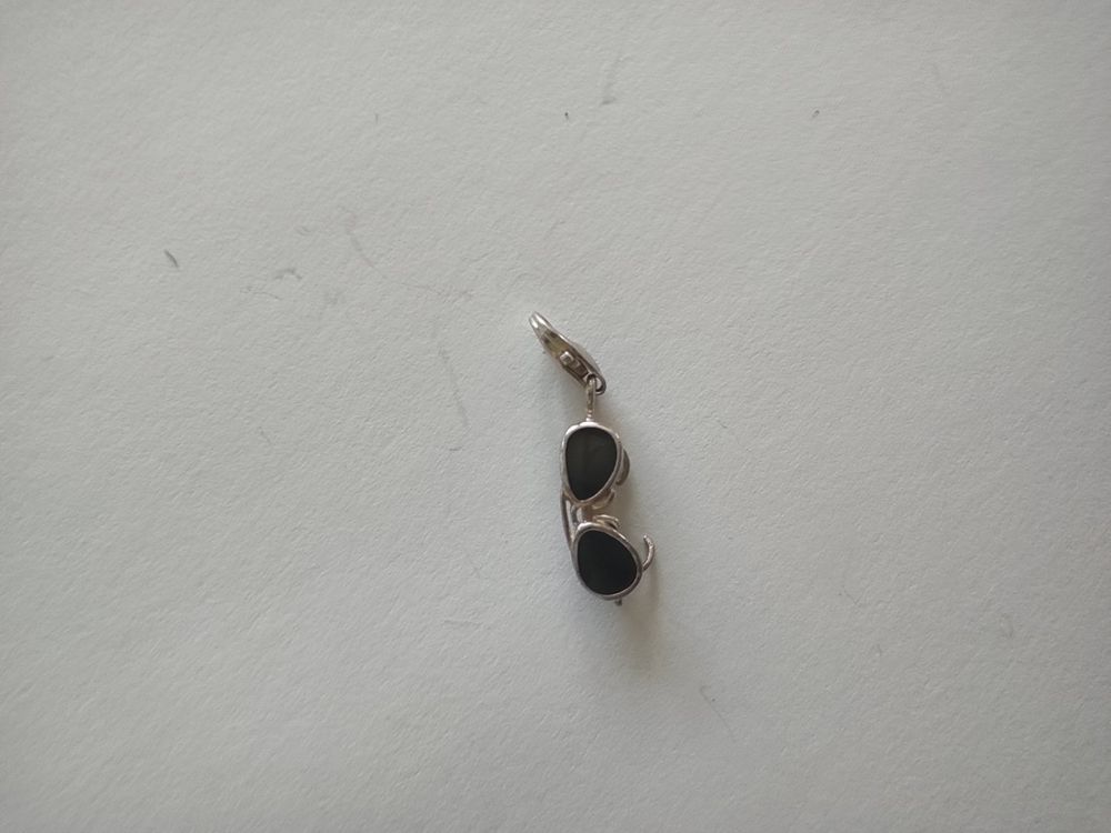 Thomas Sabo Charm (Gebraucht) in Effretikon für CHF 10 – mit Lieferung auf Ricardo kaufen