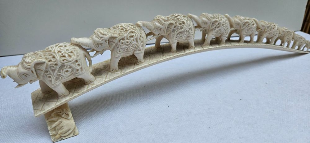 SUBLIME.ANCIENNE SCULPTURE SUR OS (Gebraucht) in Martigny für CHF 93 ...