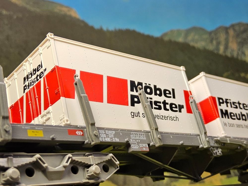 Märklin 2 x SBB HUPAC Rola Möbel Pfister Flachwagen _ OVP H0 (Gebraucht ...