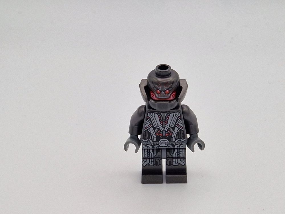 Lego Marvel Ultron Prime Minifigur | Kaufen auf Ricardo