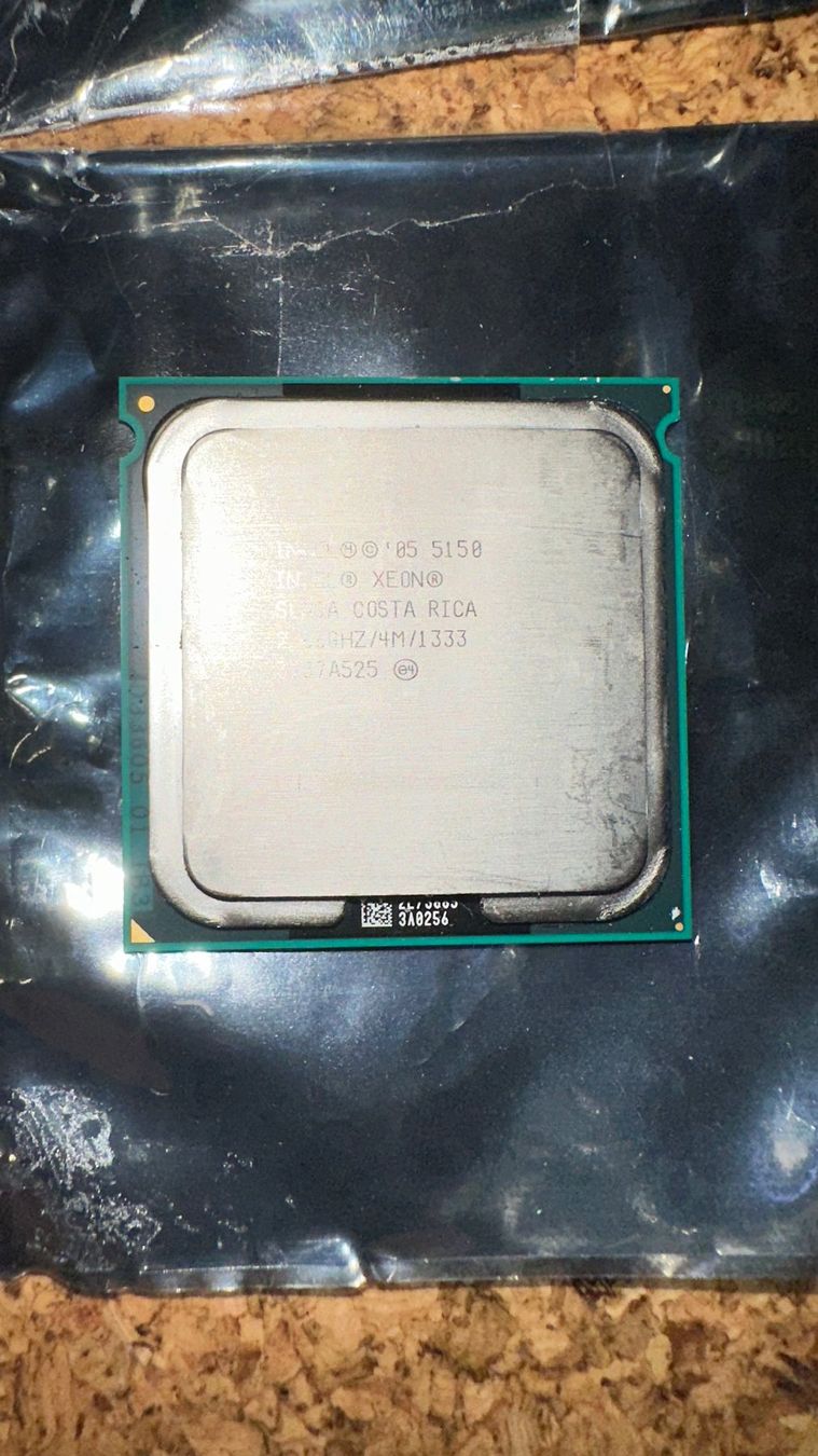 Intel Xeon 5150 CPU - 2.66 GHz / 4M / 1333 (Gebraucht) in Metzerlen für ...