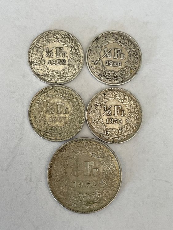 CH lot div jahrg. (2) (Gebraucht) in Bonstetten für CHF 8 – mit Lieferung auf Ricardo kaufen