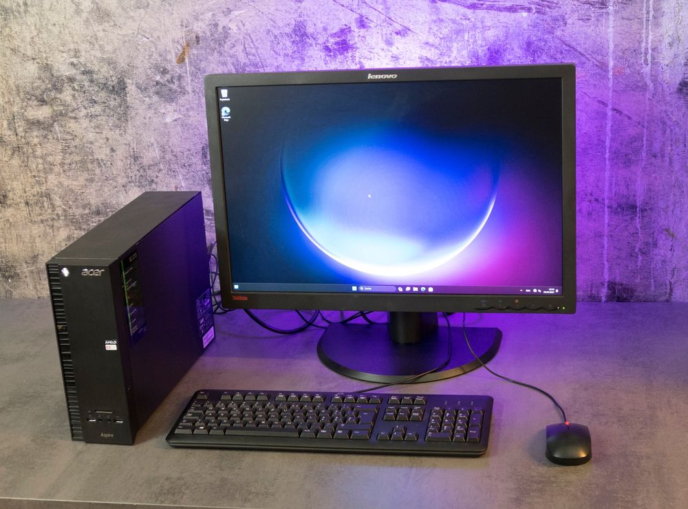 PC Setup ab Service AMD E2 6110 6GB RAM 500GB HDD (Gebraucht) in Mauren ...