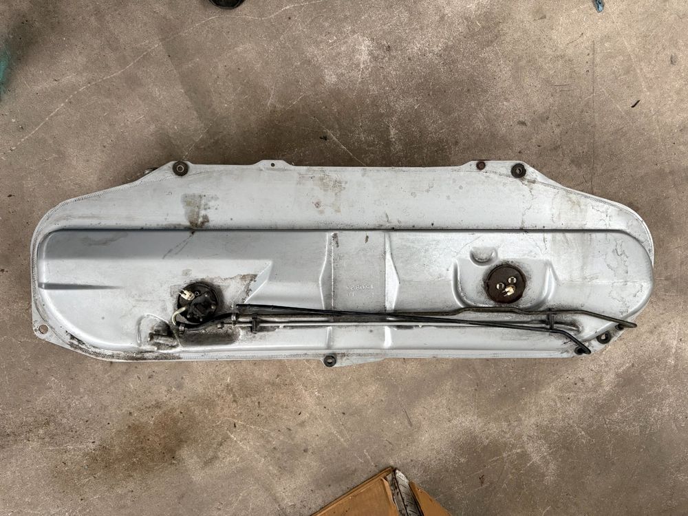 Bmw E30 Tank (Gebraucht) in Gretzenbach für CHF 47 – nur Abholung auf ...
