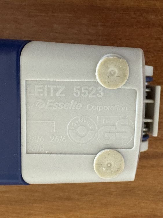 Leitz NeXXt 5523 Tacker Starkes Flachheftgerät +Heftklammern (Neu und ...