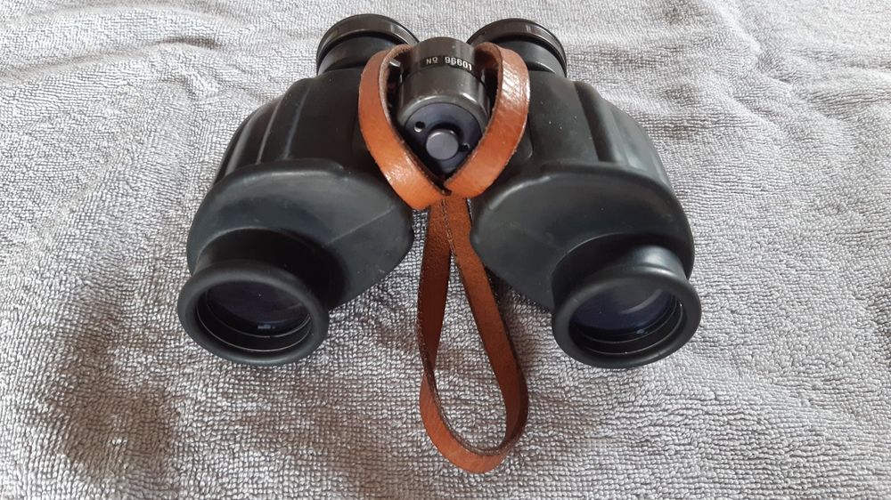 Leica Schweizer Armee Feldstecher 8x30 (Gebraucht) in Savièse für CHF 430 – mit Lieferung auf ...