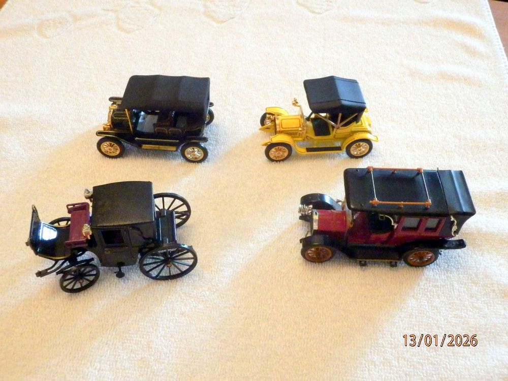 4 Modellautos, Van, Coupe, etc. Matchbox, Brumm, Rio, 1/ 43 (Gebraucht ...