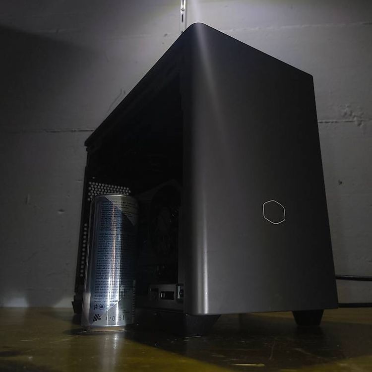 mini Gaming PC RTX 3070, 32GB, 2TB NVMe, Wasserkühlung (Neu und ...