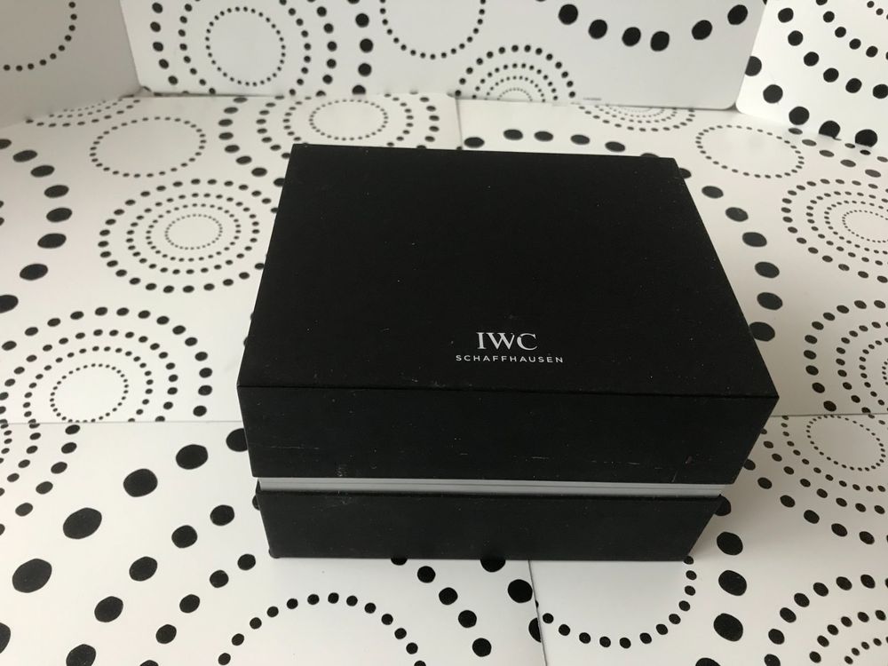 IWC ORIGINAL - WATCH BOX ECRIN SCHACHTEL !!! (D'occasion) à Epalinges ...