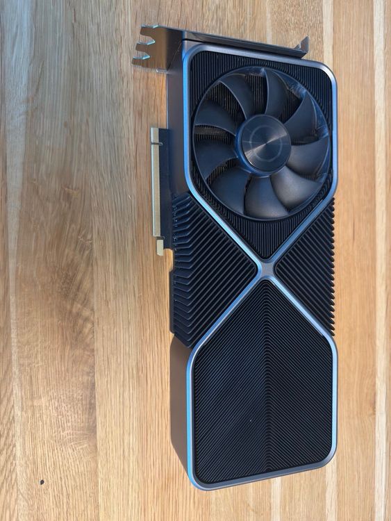 NVIDIA RTX 3090 24GB Founders Edition – Sehr guter Zustand (Gebraucht ...