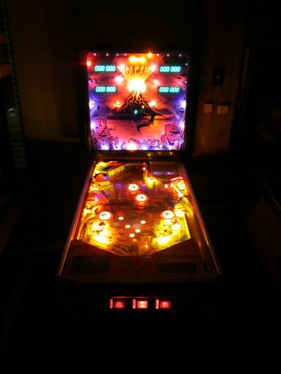 VOLCANO Pinball Machine GOTTLIEB 1981 (Gebraucht) in Thun für CHF 1300 ...