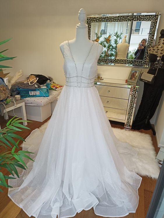 Glitzer Hochzeitskleid nach Mass (Neu und originalverpackt) in Hergiswil NW für CHF 350 – mit ...