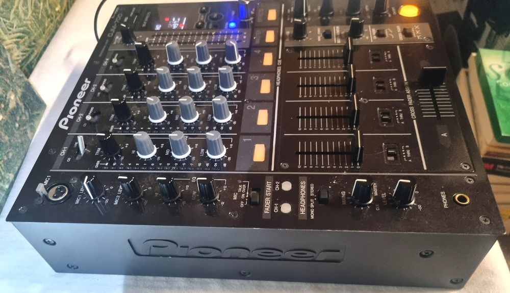 PIONEER DJM 700 K - DJ Mixer - DJM700 - DJM700K | Kaufen auf Ricardo