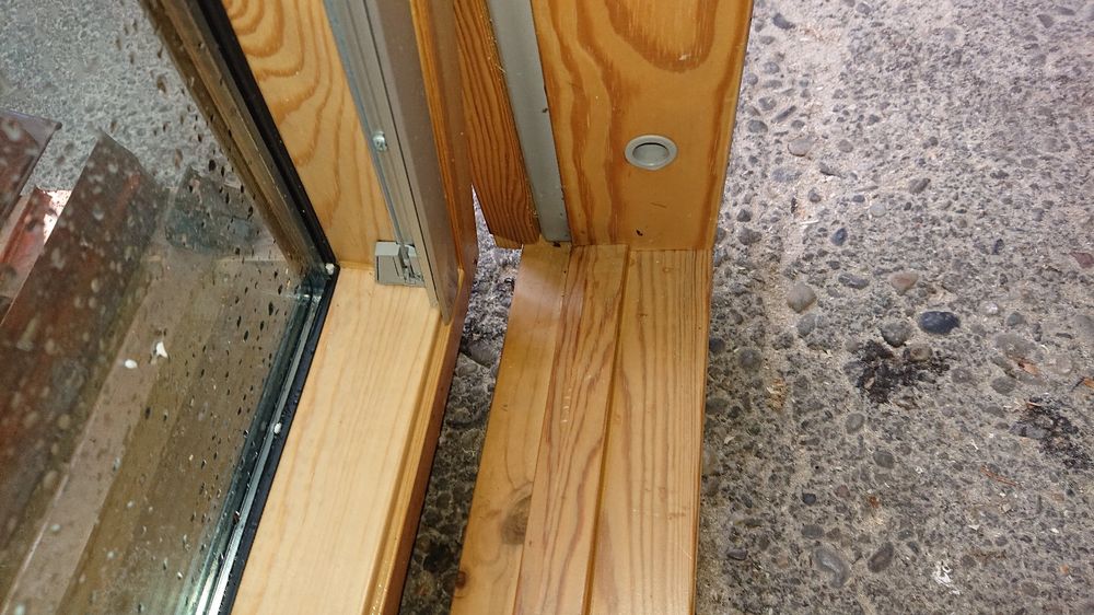 Dachfenster Velux GHL M04 (2Stk.) (Gebraucht) in Rohrbach für CHF 240 ...