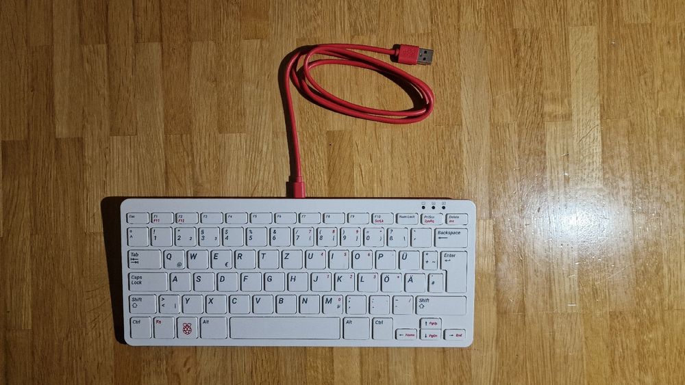 Raspberry Pi: Clavier et Souris (Gebraucht) in Vevey für CHF 20 – mit ...