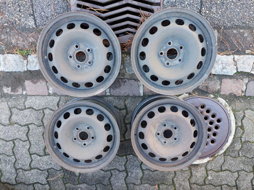 4 Stahlfelgen 6,5Jx16 ET50 LK 112 für VW AUDI Skoda Seat (Gebraucht) in ...