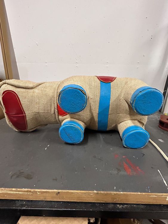 Nilpferd von Renate Müller Designklassiker (Gebraucht) in rotkreuz für CHF 455 – mit Lieferung ...