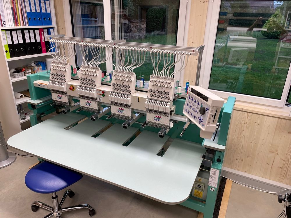 Stickmaschine / Mehrkopfstickmaschine "4 Kopf" TAJIMA 1204 | Kaufen auf Ricardo