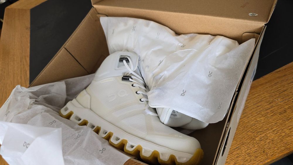 ON CLOUDROCK waterproof gr 36 (Neu und originalverpackt) in Wallisellen für CHF 90 – mit ...