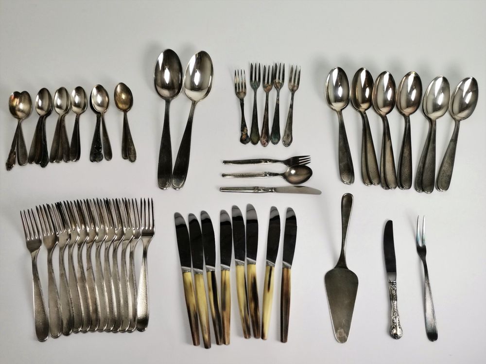 Versilbertes Besteck (52 Teile + 8 inox Messer) | Kaufen auf Ricardo