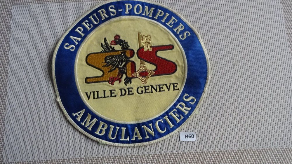 GRANDE ECUSSON AMBULANCIER GENEVE 15 CM | Kaufen auf Ricardo