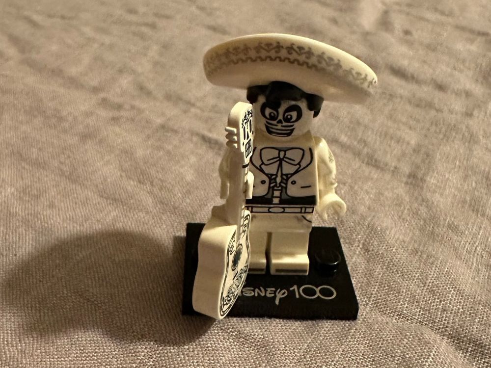 Lego Disney Minifigur Figur Coco (Gebraucht) in Tafers für CHF 3.9 ...