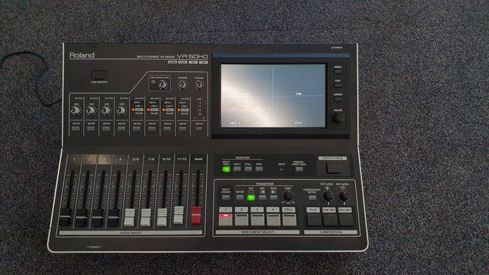 Roland VR 50 HD ALL-IN-ONE Multi-Format AV Mixer (Gebraucht) in für CHF ...
