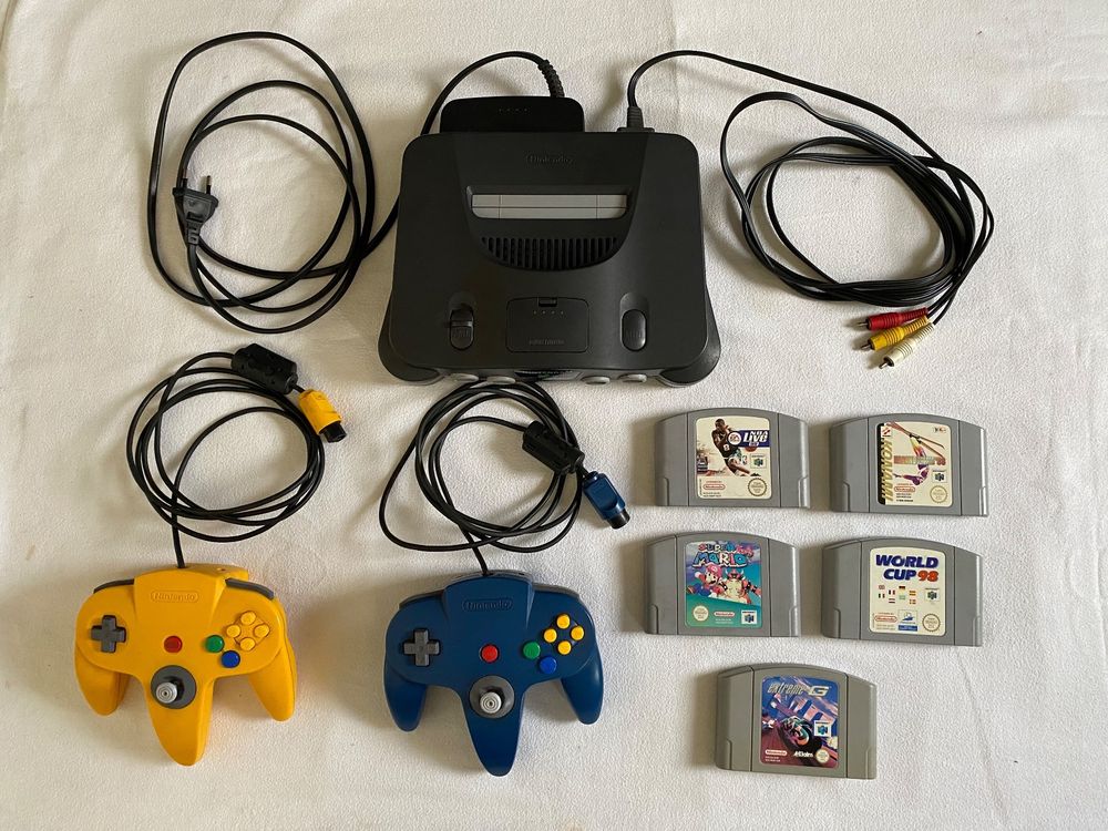 Nintendo N64 + 2 Controller + 5 Games inkl. Super Mario (Gebraucht) in ...