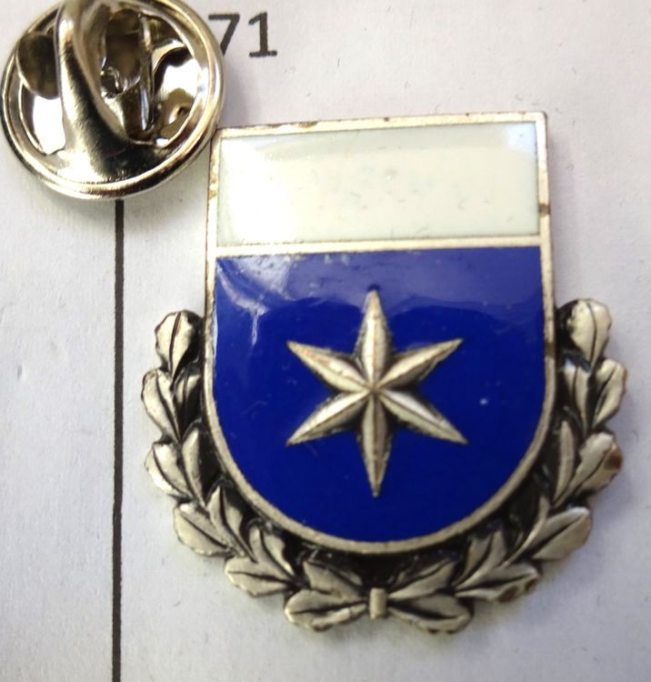 Pin Wappen Stern Kranz | Kaufen auf Ricardo