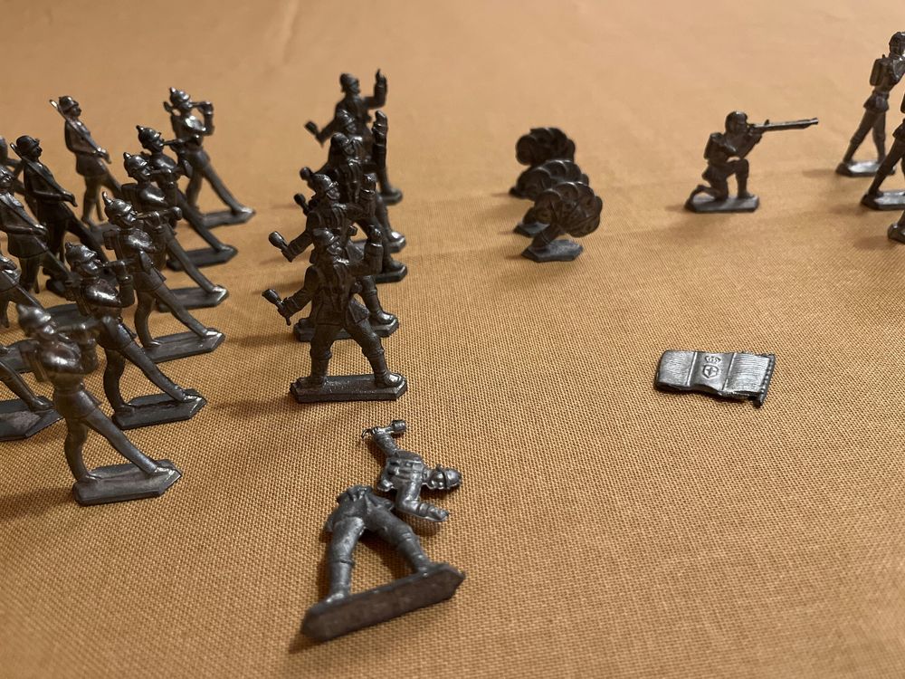 Zinnsoldaten Konvolut mit 36 Teilen (Gebraucht) in Bischofszell für CHF 10 – mit Lieferung auf ...