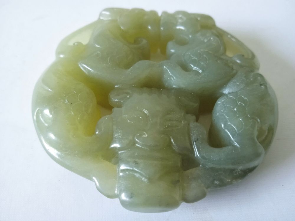 chinese jade stone amulette (Gebraucht) in st aubin neuchatel für CHF ...