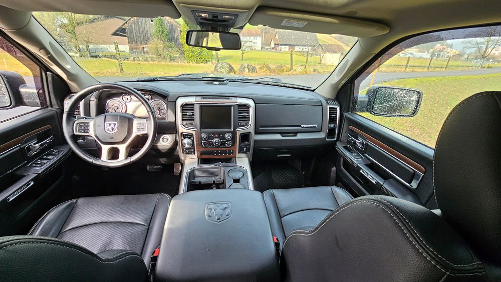 Zugfahrzeug Ram 1500, Hemi, 8 Gang mit 3'500Kg AHK Airlift. (Gebraucht ...