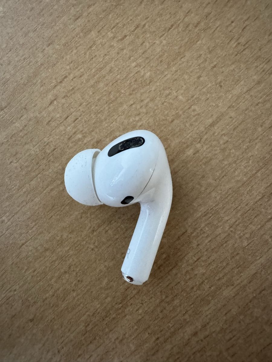 Airpods Pro right earbud (Gebraucht) in Lenzburg für CHF 45 – mit ...