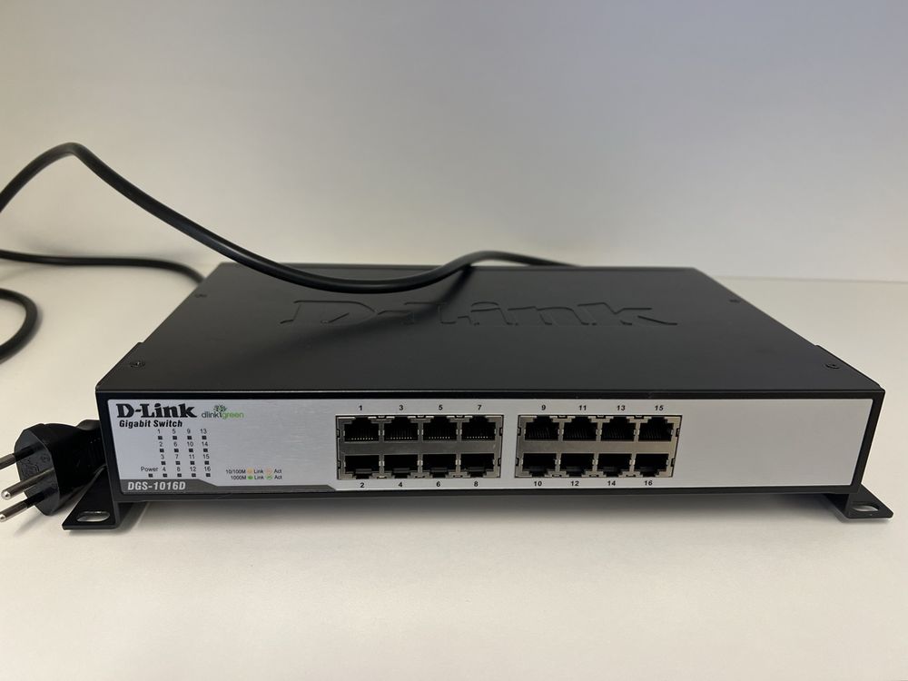 D-Link Gigabit Switch DGS-1016D 16-Port Top Zustand! | Acheter sur Ricardo