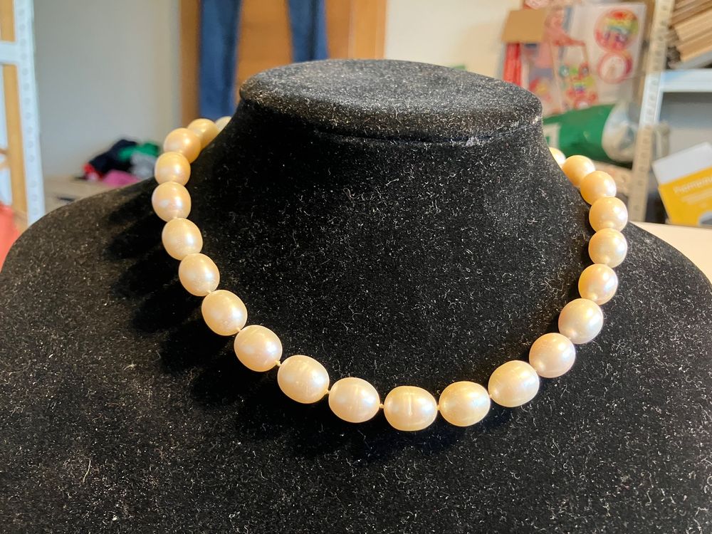 Collier de perles avec boucle en or 750 18 k (Gebraucht) in Domdidier ...