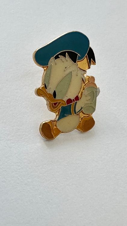 Donald Duck - Walt Disney Pin „ | Kaufen auf Ricardo