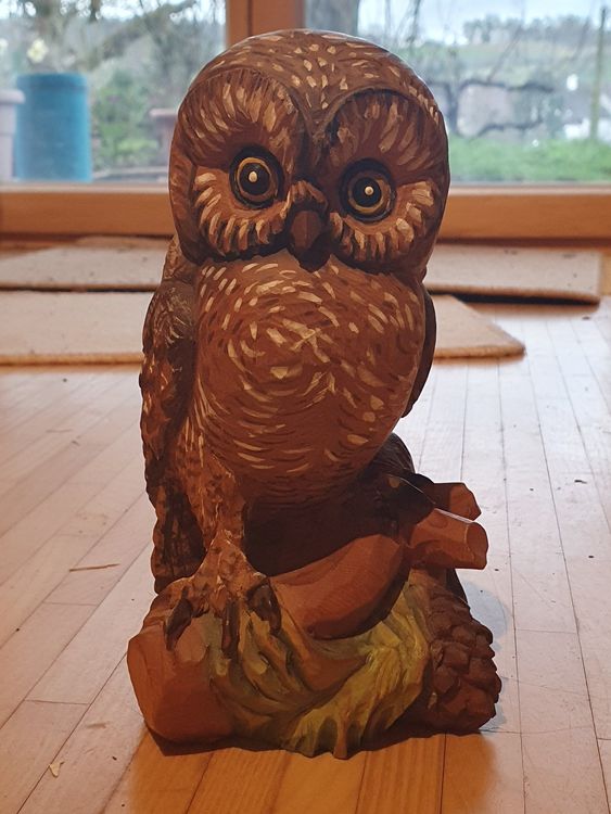 Holz Eule handgeschnitzt (Gebraucht) in Dorf für CHF 80 – mit Lieferung auf Ricardo kaufen
