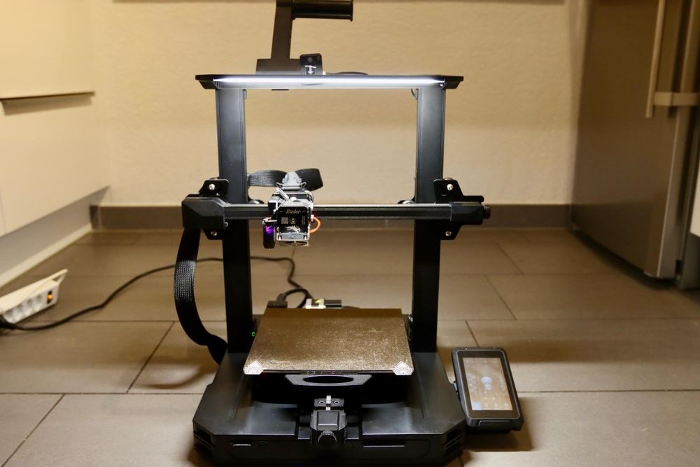 Creality Ender-3 S1 Pro 3D Drucker (Gebraucht) in Suhr für CHF 125 – nur Abholung auf Ricardo kaufen