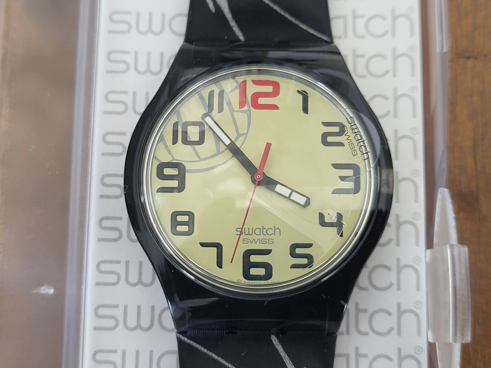 SWATCH SPECIAL FIVB SUMM101C GSTAAD SEHR SELTEN NEU (Neu und originalverpackt) in Lommiswil für ...