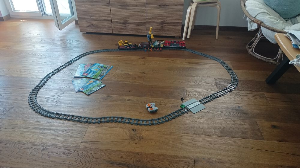 Schwerlastzug lego (60098) plus zusätzliche schienen (Gebraucht) in ...