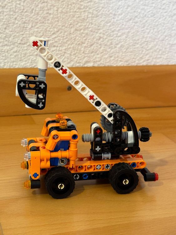 Lego technic 42088 - Cherry picker/ Hubarbeitsbühne (Gebraucht) in ...