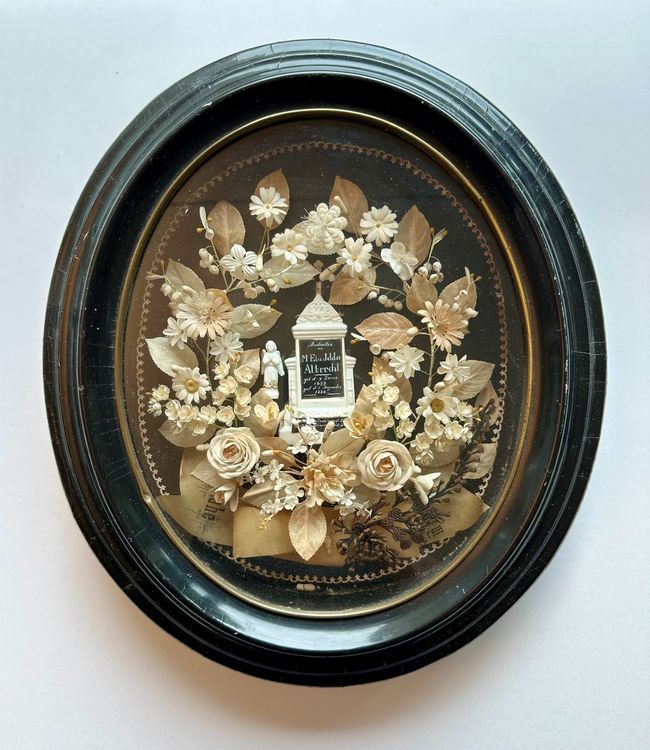 Andenken-Gesteck für Elsa Jdda Albrecht, 1879-1884 (Gebraucht) in St ...