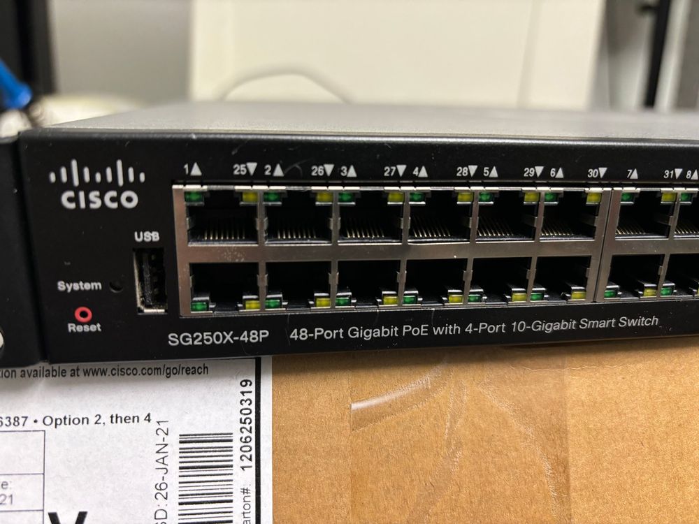 CISCO SG250X-48 Port Gigabit PoE / 4 port 10 Gigabit Switch (Gebraucht ...